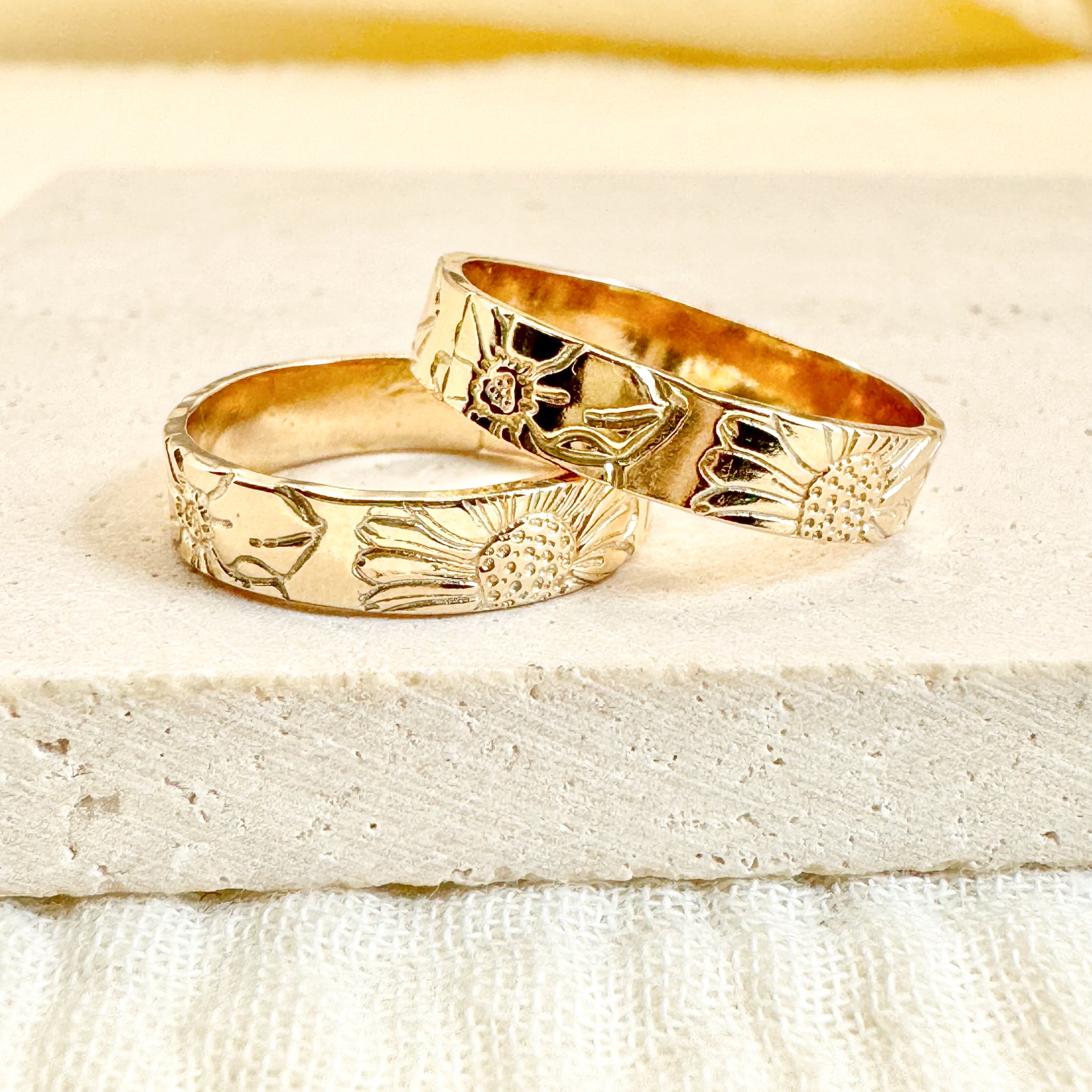 Birth Flower Ring – Reem Jewelry Boutique